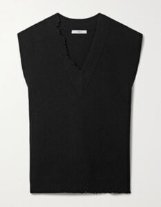 20 Sweater Vest Styles For Women to Sport This Season - Yoper